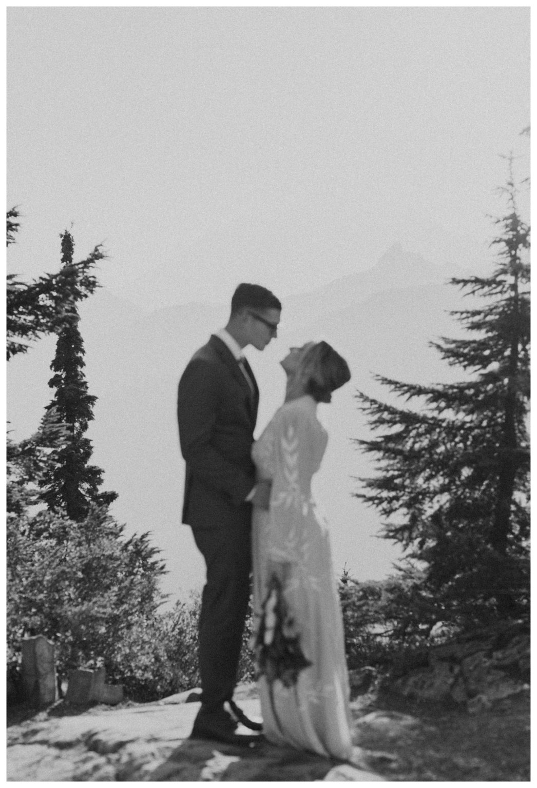 Stunning Fall Artist Point Elopement | Katelyn + Sam