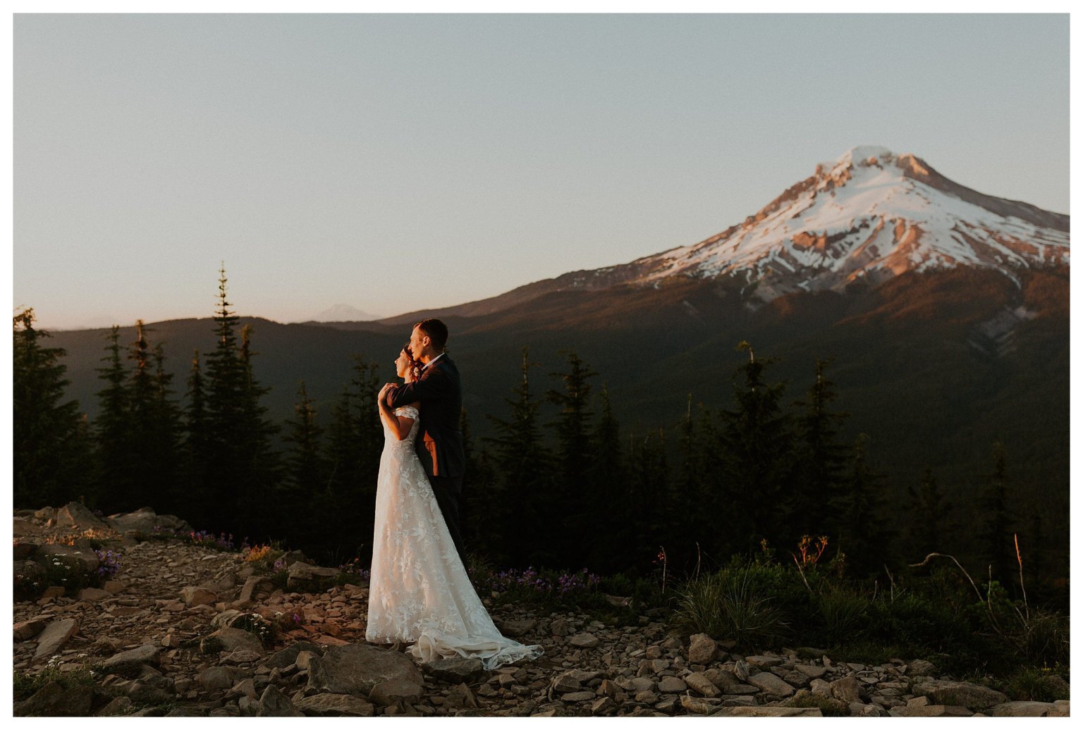 Beautiful Summertime Mount Hood Elopement
